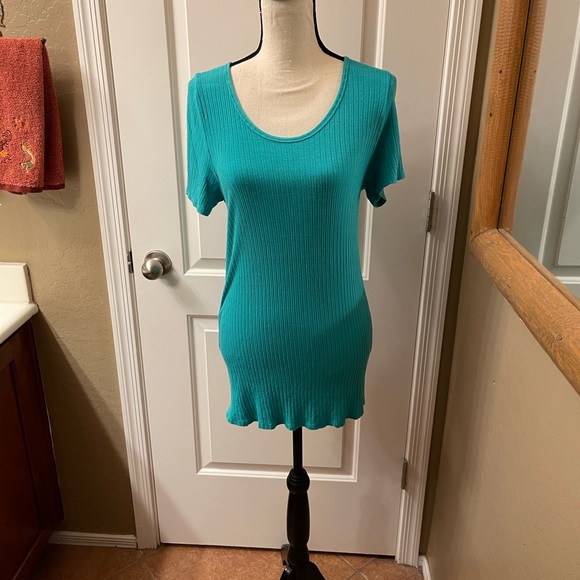 LuLaRoe | Tops | Form Fitting Lularoe Tunic | Poshmark